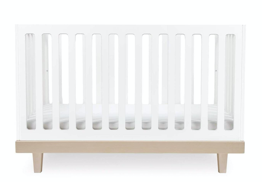 Classic Arbor Crib – swaddle baby